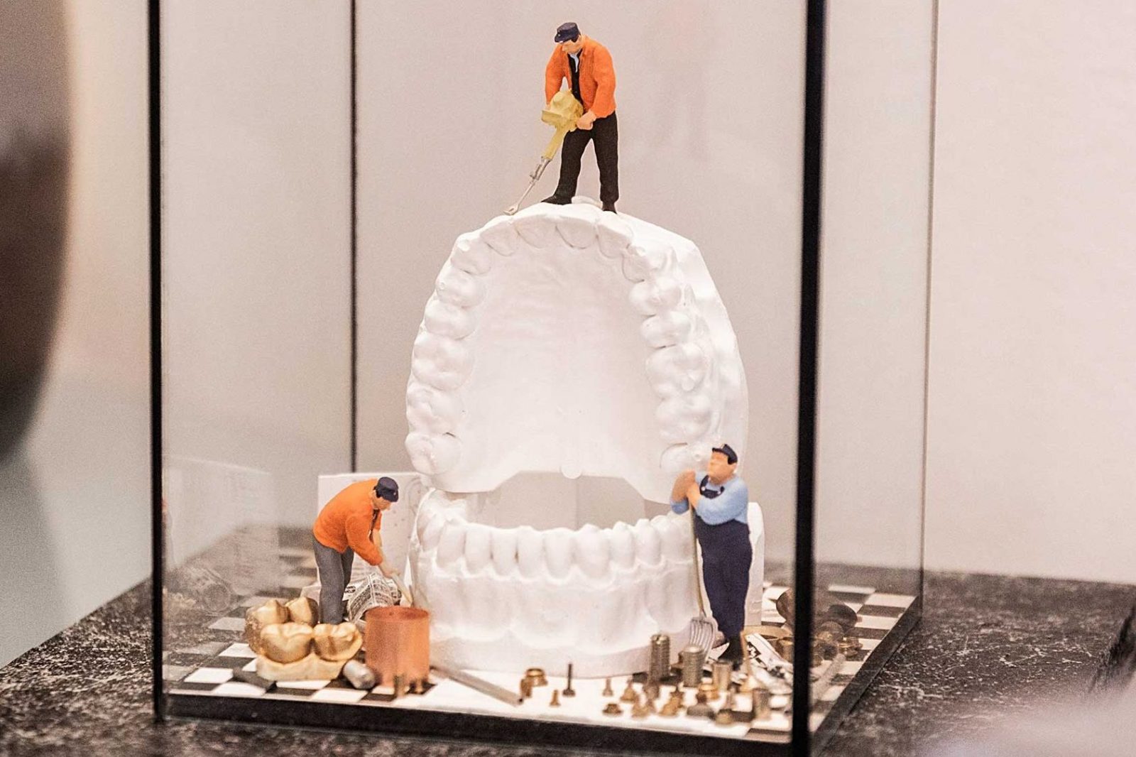 Wurzelbehandlung - Dr. Kidess